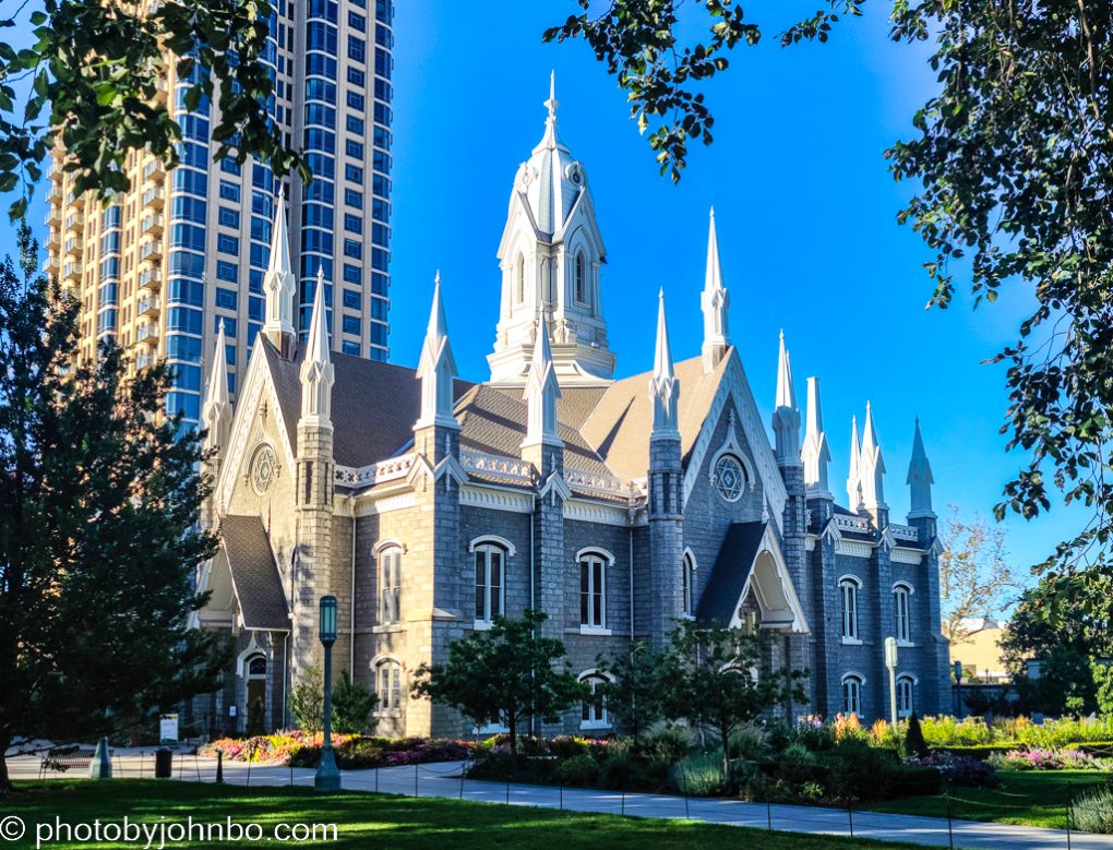 Cellpic Sunday – Assembly Hall in Temple Square – Journeys with Johnbo